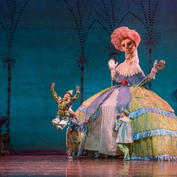 Joffrey – Nutcracker, Mother Ginger’s Polichinelles – Photo by Cheryl Mann